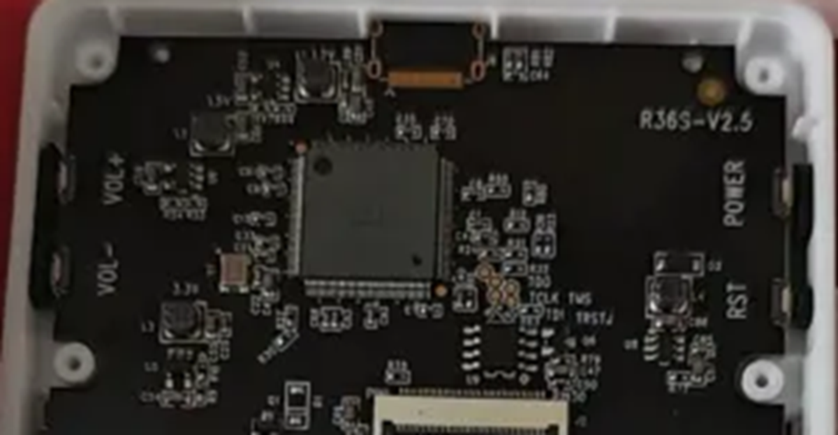 File:R36S v2.5 zoomed in.png - Handhelds Wiki